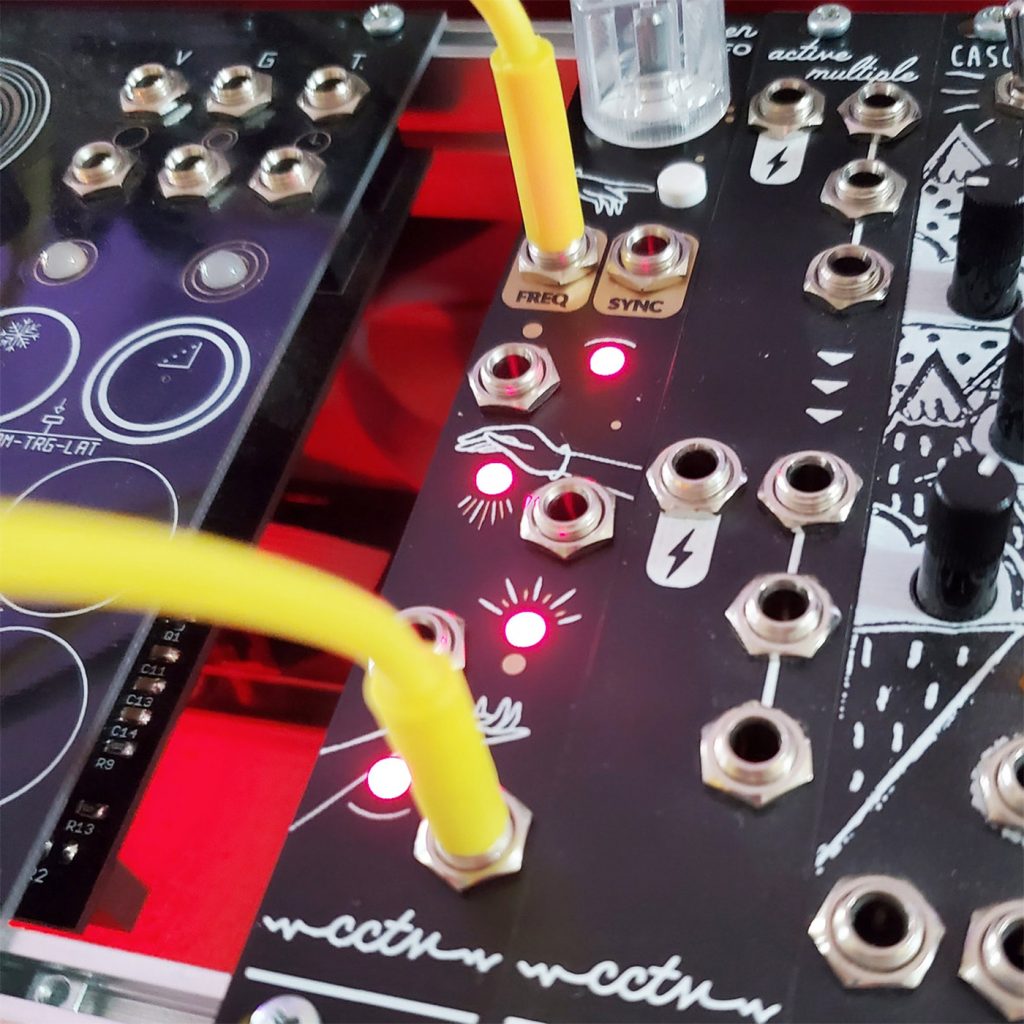 CCTV – Coven LFO – Full DIY Kit – Thonk – DIY Synthesizer Kits & Components